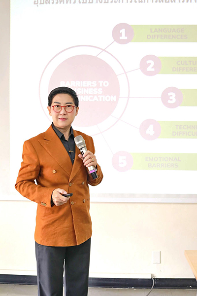 ผู้ช่วยศาสตราจารย์ ดร. ญาณัญฎา ศิรภัทร์ธาดา - ระบบการเรียนการสอนแบบผสม ...